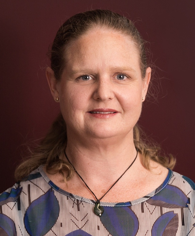 Vicki Holmes's Instagram, Twitter & Facebook on IDCrawl